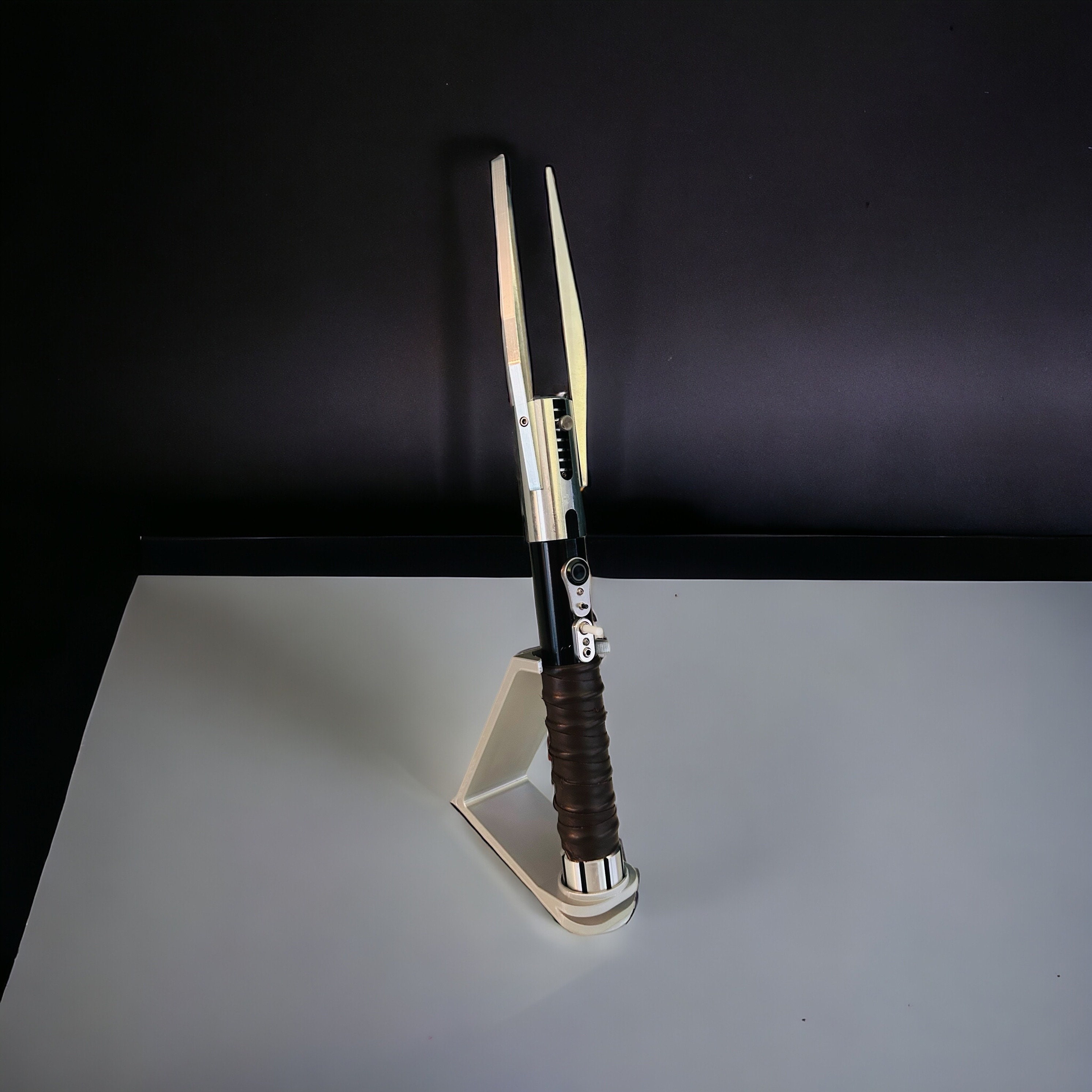 Lightsaber 3D Printed Display Stand Black / Silver vertical - Etsy
