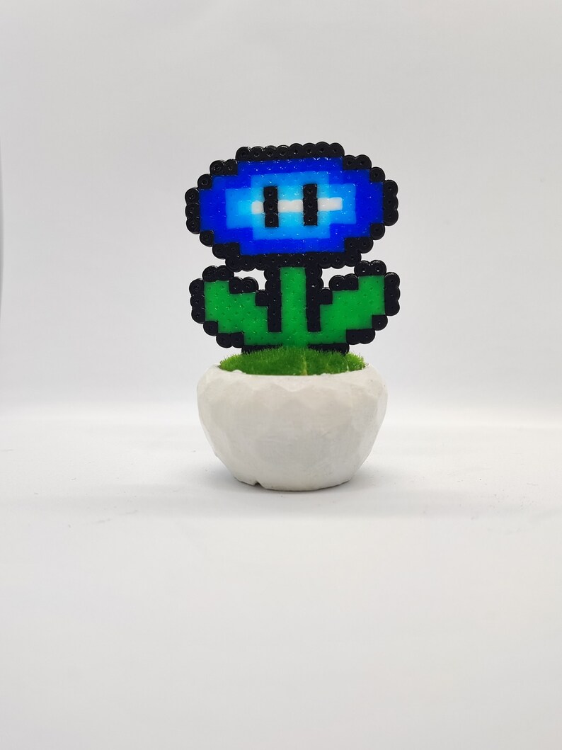 Mini Pixel Art Flowers - Etsy