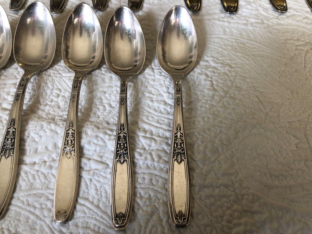 42 Piece Partial Set 1847 Rogers Bros 1919 Ambassador Silver Plate ...