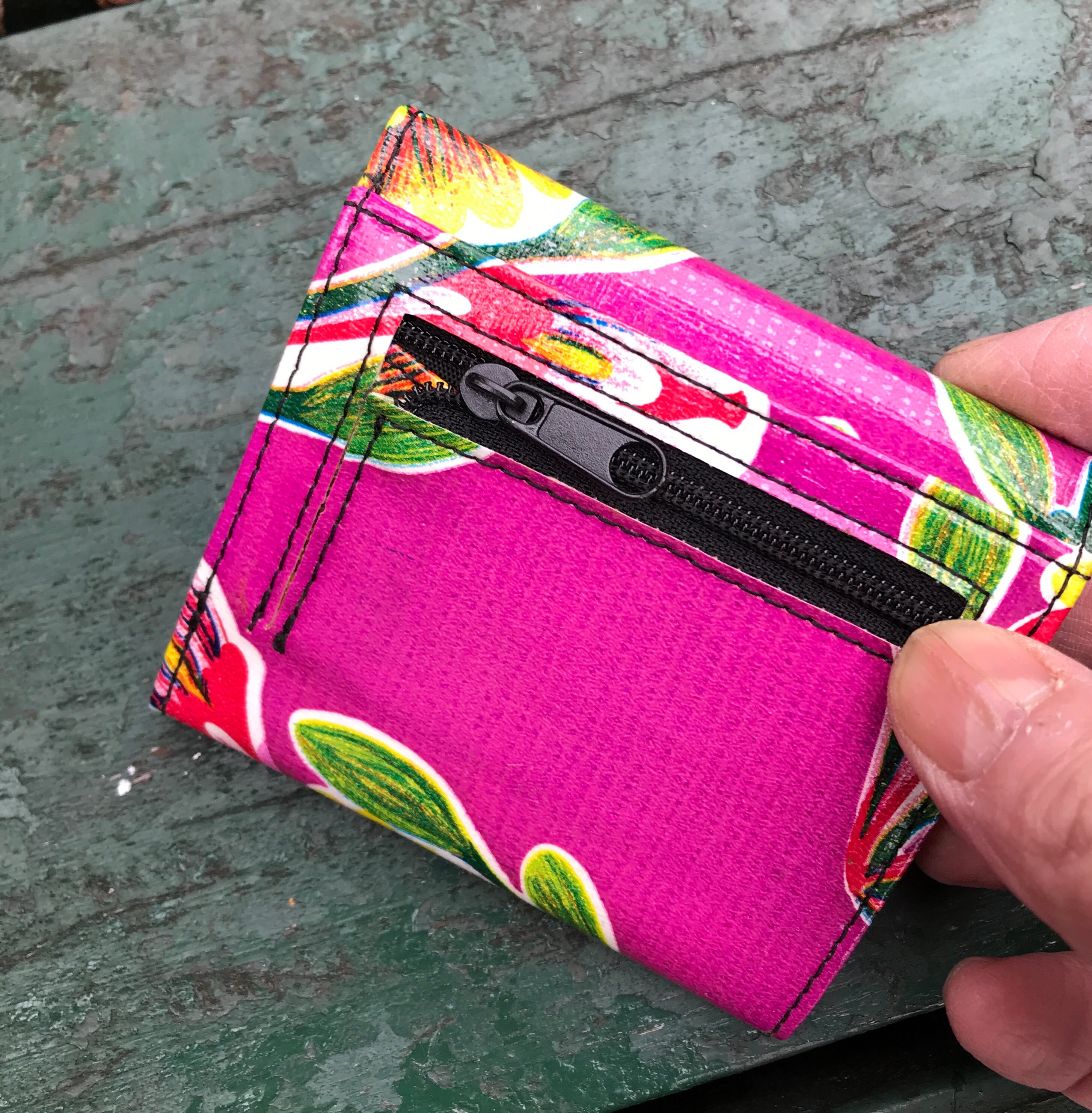 Love Shine Oil Cloth Purple Floral Billfold Wallet, Women's Floral ...