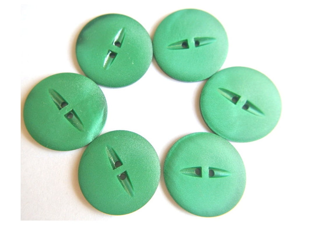 6 Vintage Buttons, Plastic Buttons, Green 23mm - Etsy