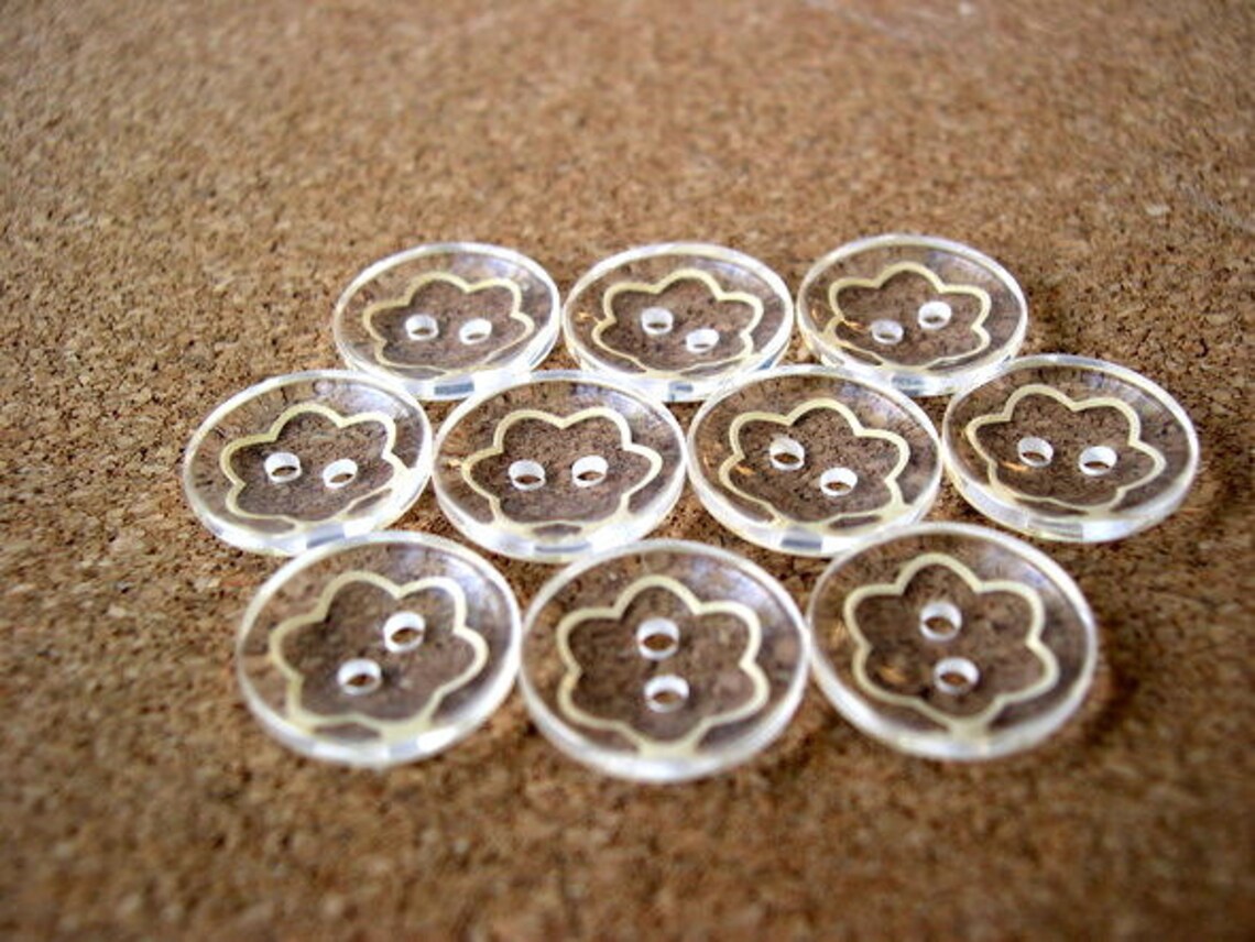 10 Buttons translucent with flower flower new plastic buttons | Etsy
