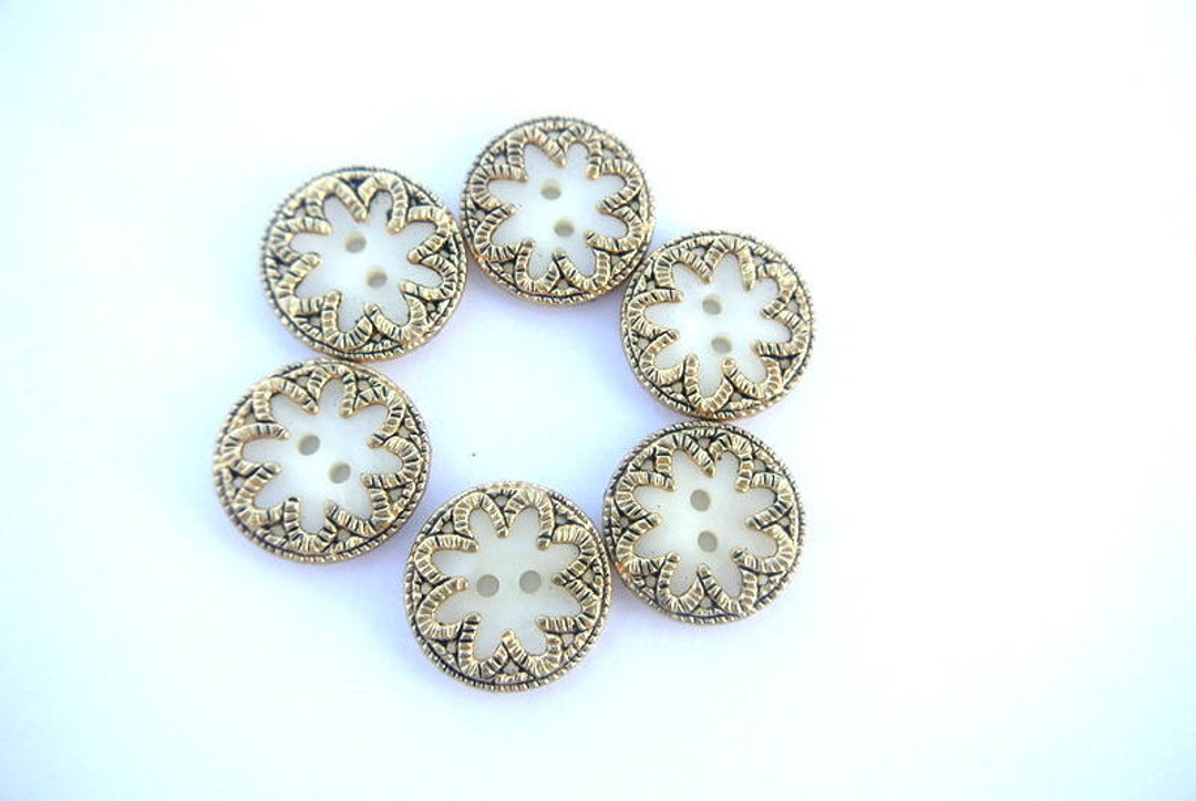 6 Buttons, Vintage, Flower, Metal With Plastic, for Button Jewelry ...