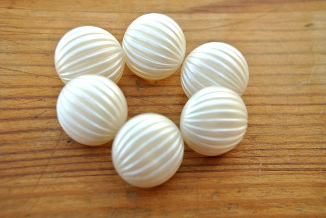 Buttons ,white Plastic Buttons, 15mm, Wedding Buttons, 6 Vintage ...