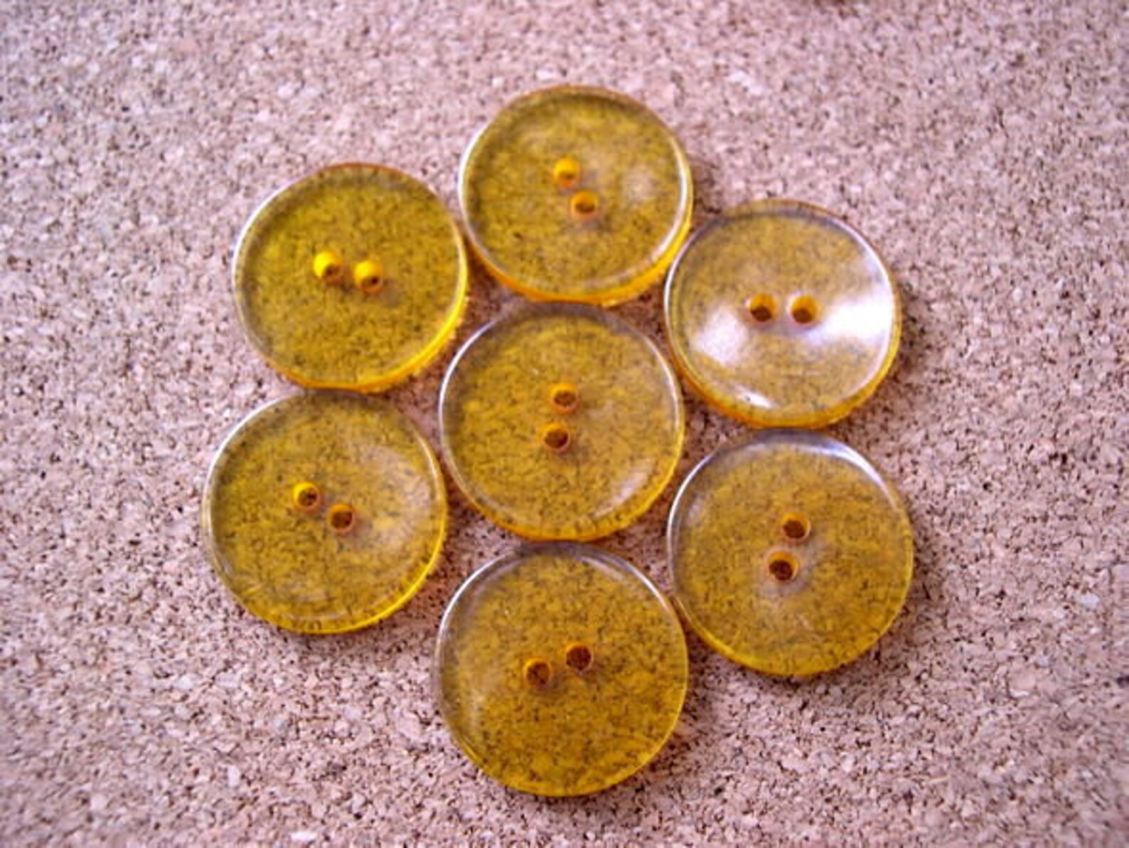 7 Antique Vintage Bakelite Buttons Translucent Apple Juice - Etsy