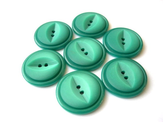 Doll & Model Making 6 Vintage buttons light green 26mm Materials ...