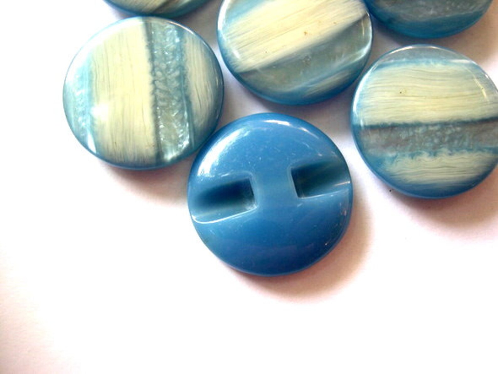 6 Vintage Buttons Unique Blue Shades a Bit Darker in - Etsy