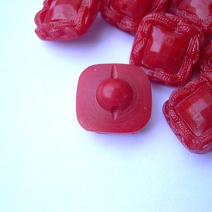 6 Antique Vintage Plastic Buttons Red Square Plastic Shank 15mm - Etsy