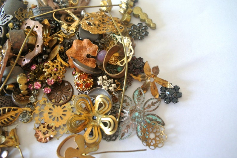 MIX of 175 Gram Vintage Jewelry Making Pieces: Assorted Designs - Etsy