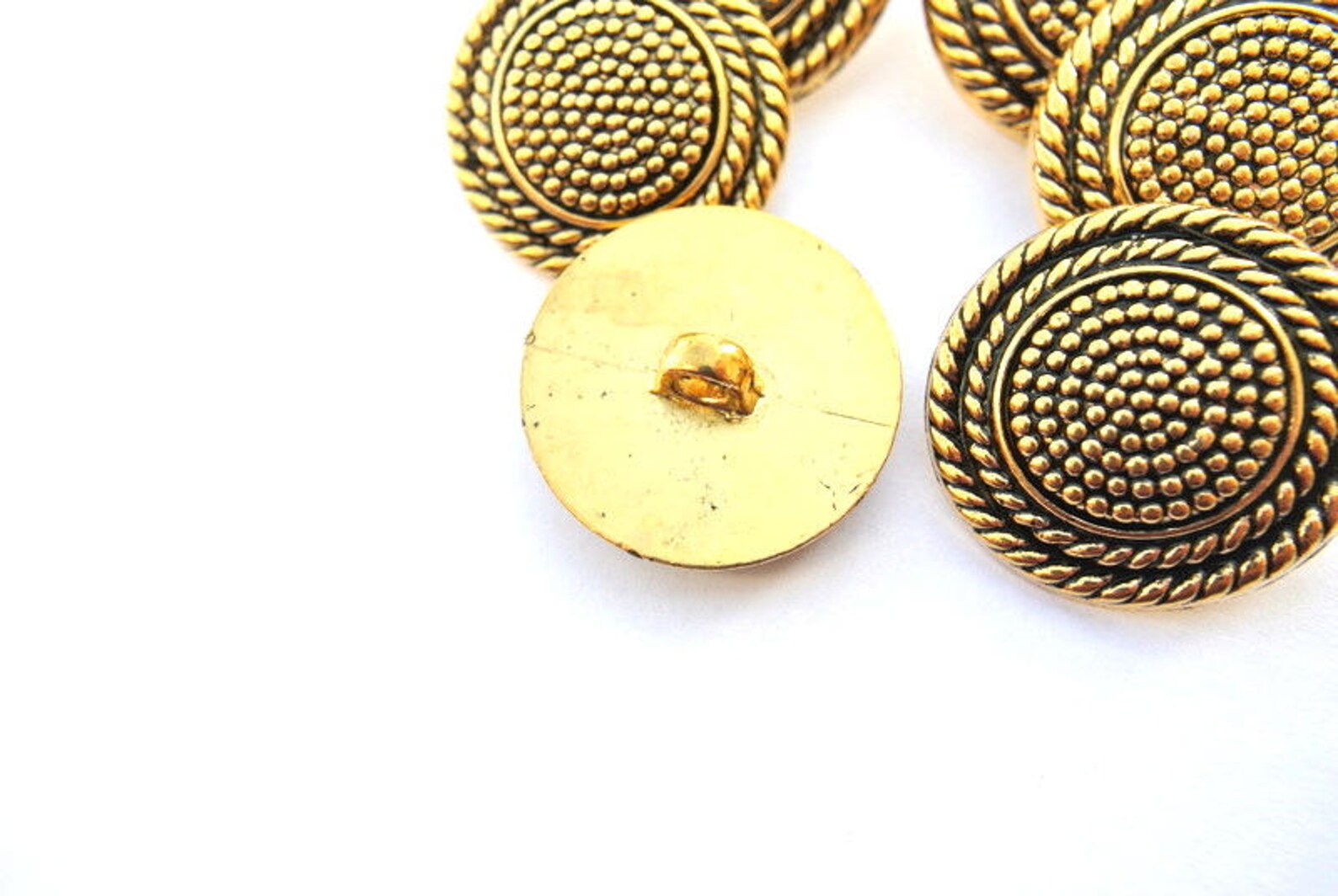 Vintage Buttons Bronze Color Plastic Unique Design, 6pcs - Etsy