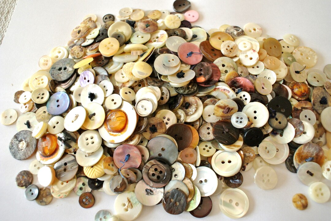 75 Antique and Vintage Shell Buttons, MOP Buttons, Mother of Pearl ...