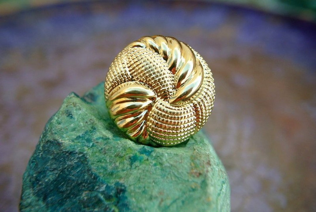 Vintage Buttons, 6 Flowers Gold Color Flower Buttons 25mm - Etsy