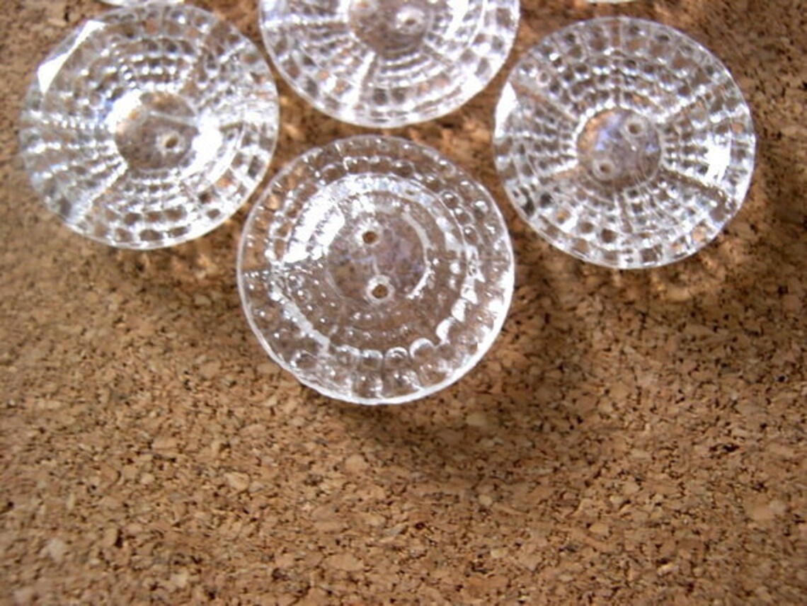 6 Antique Vintage Glass Buttons 18mm - Etsy