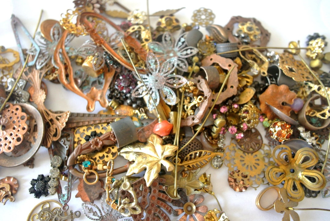 MIX of 175 Gram Vintage Jewelry Making Pieces: Assorted Designs - Etsy
