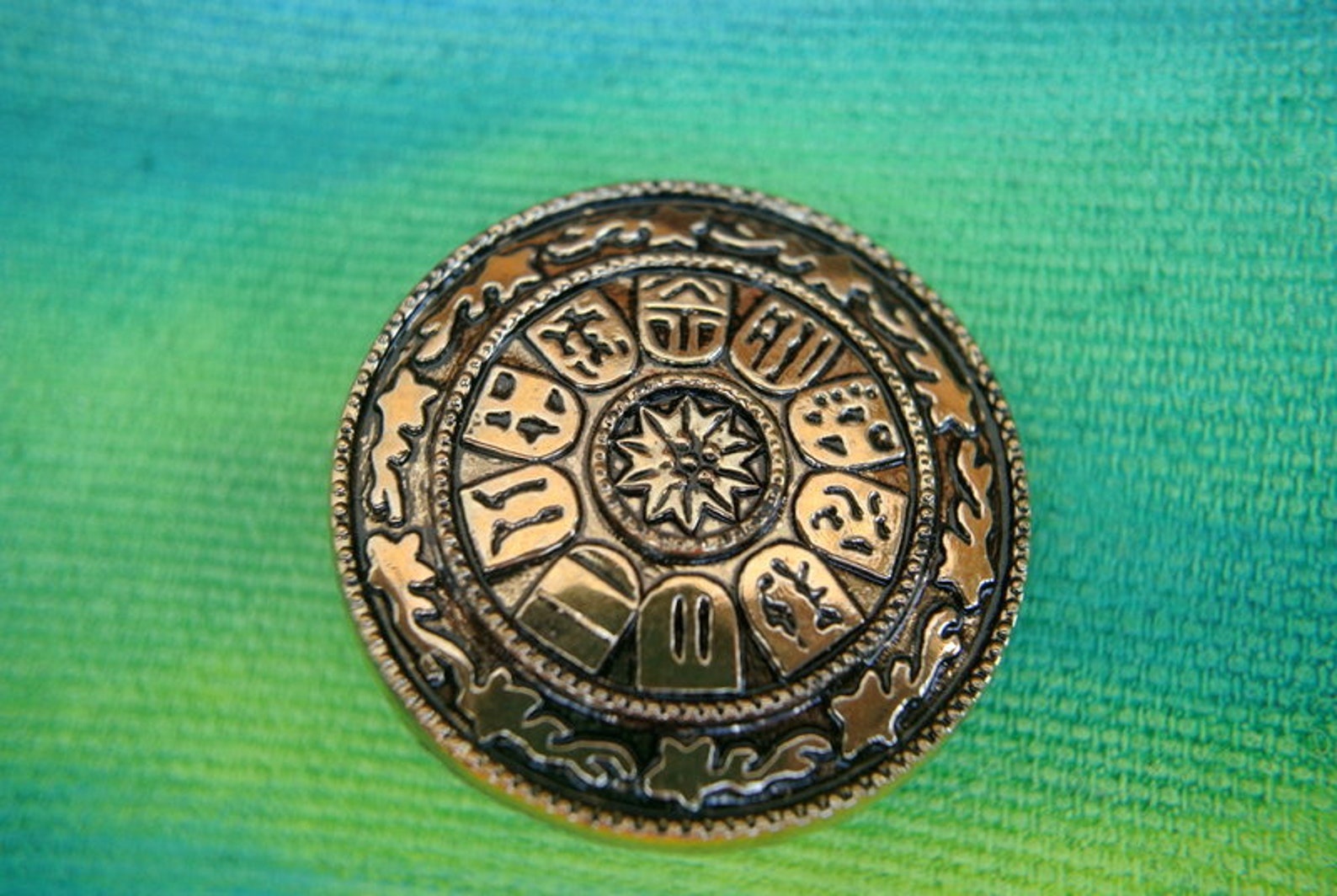 6 Vintage Buttons, 37mm Large Buttons, Plastic Antique Bronze Color - Etsy
