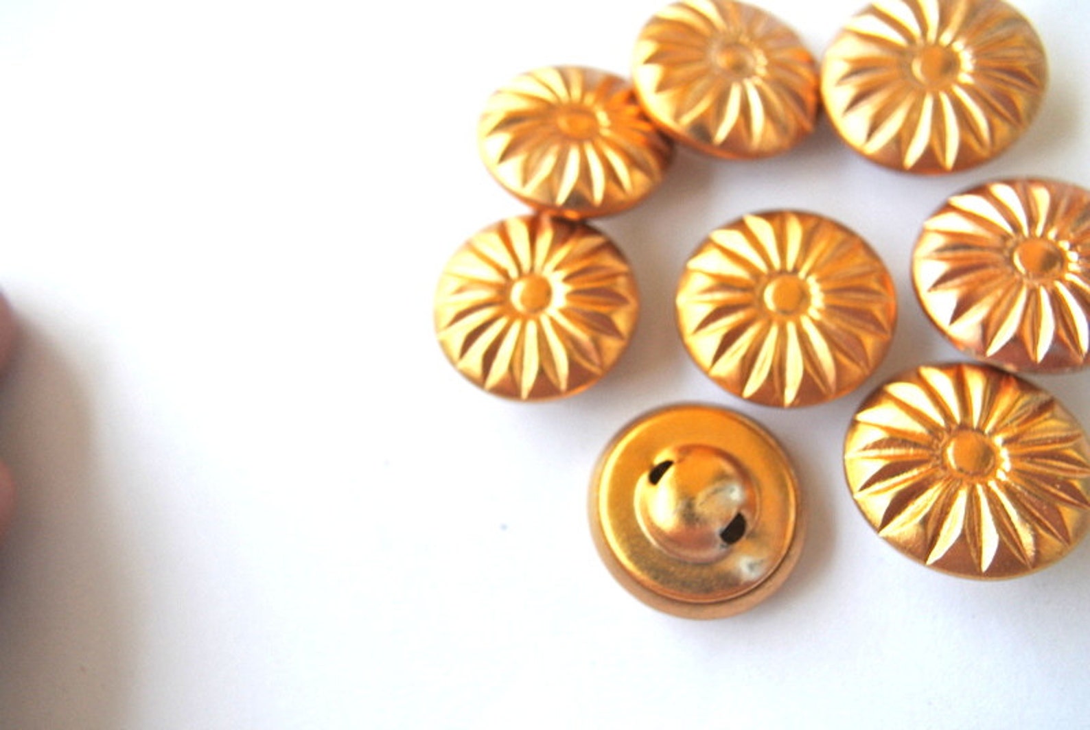 10 Buttons Vintage Flower Button Gold Colors for Jewelry | Etsy