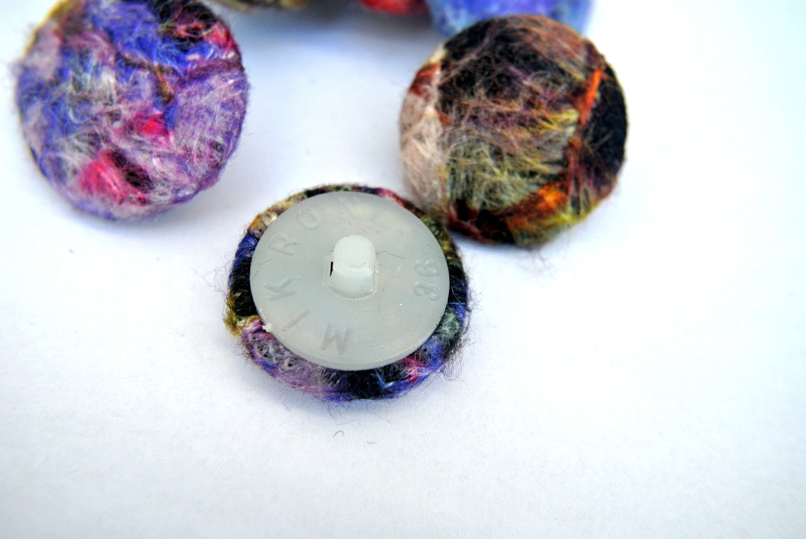 6 Buttons Modern Felt Wool Fabric Covered Buttons | Etsy