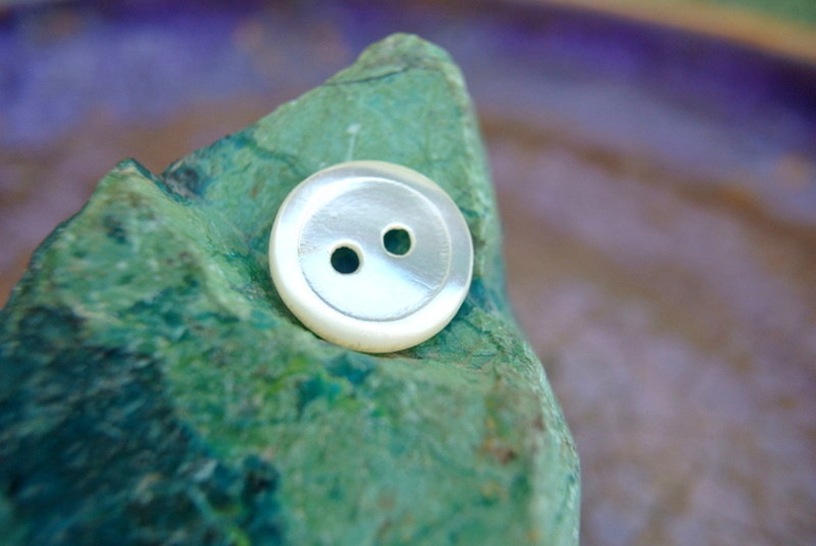 10 Vintage Antique Shell Buttons Mother of Pearl Natural Color 15.5mm ...