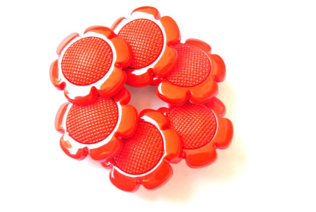6 Flower Buttons Red Plastic, NEW Buttons-choose Size - Etsy