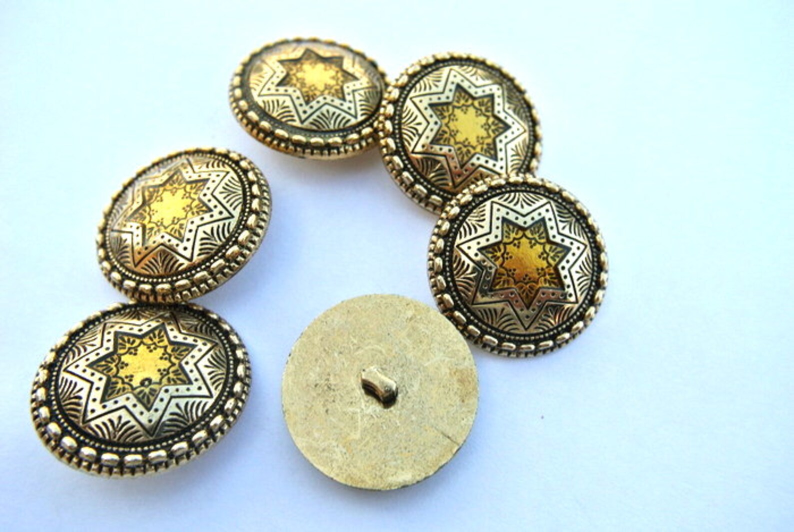 6 Vintage Plastic Buttons Star Ornament Gold Color With Black-choose ...