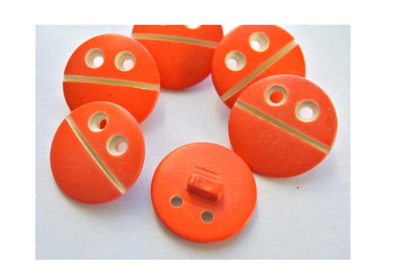 6 Vintage Plastic Buttons Beautiful Deep Orange - Etsy