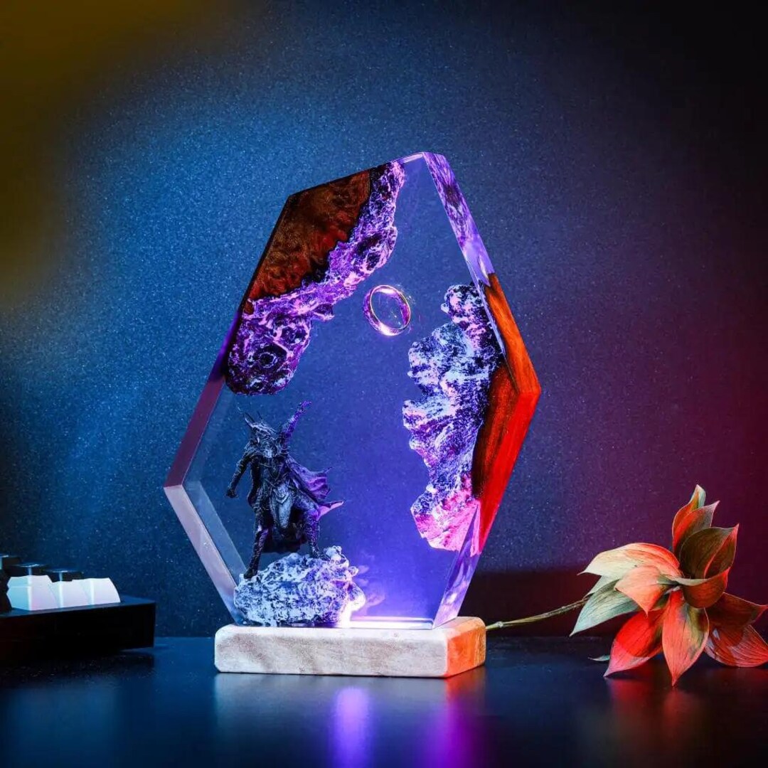 Ring of the D.ark Lor.d Epoxy Resin Diorama Lamp, Handmade Gifts ...