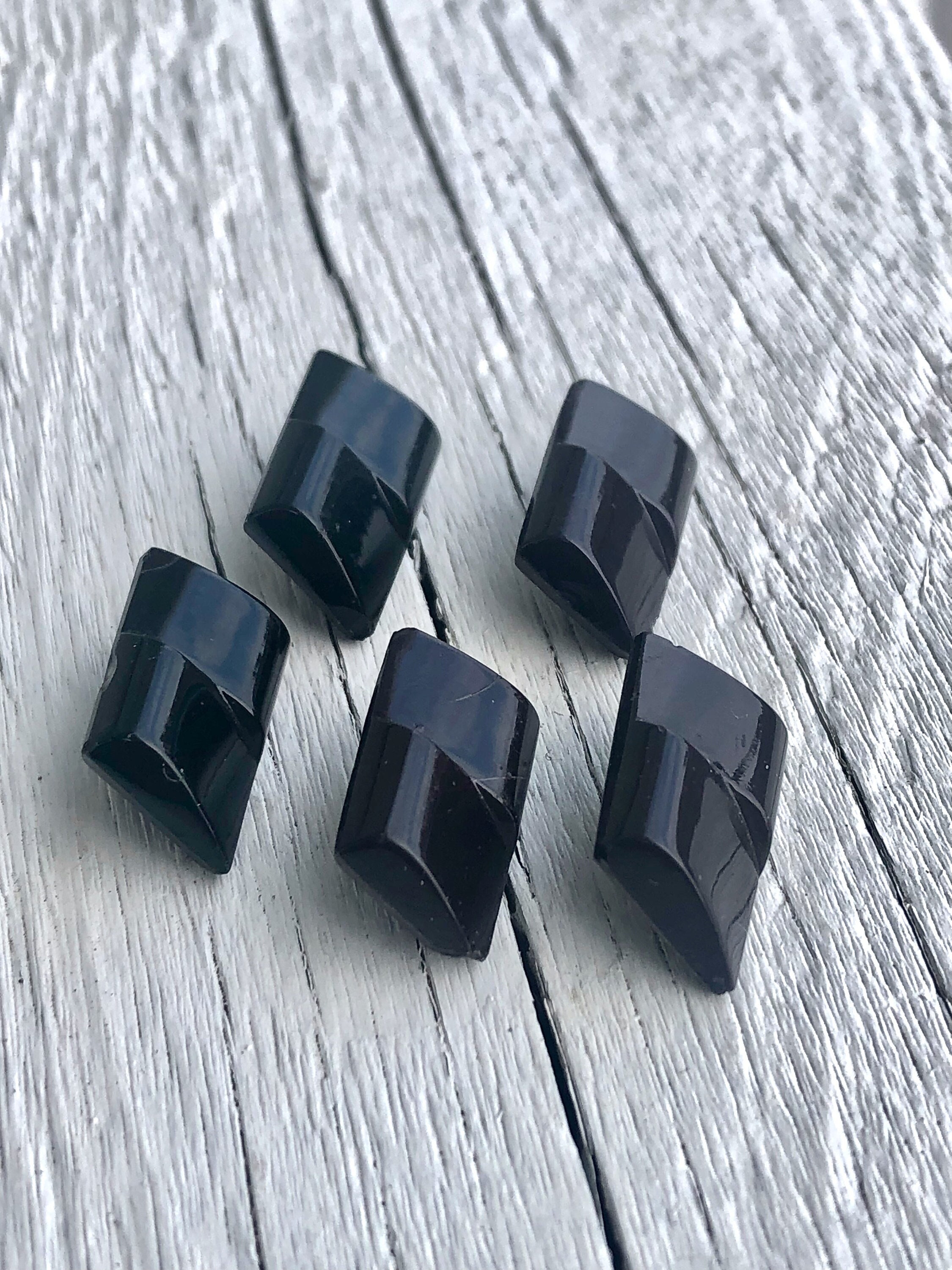 Closures & Fasteners 22mm Shiny Black Glass Look Buttons Stunning ...