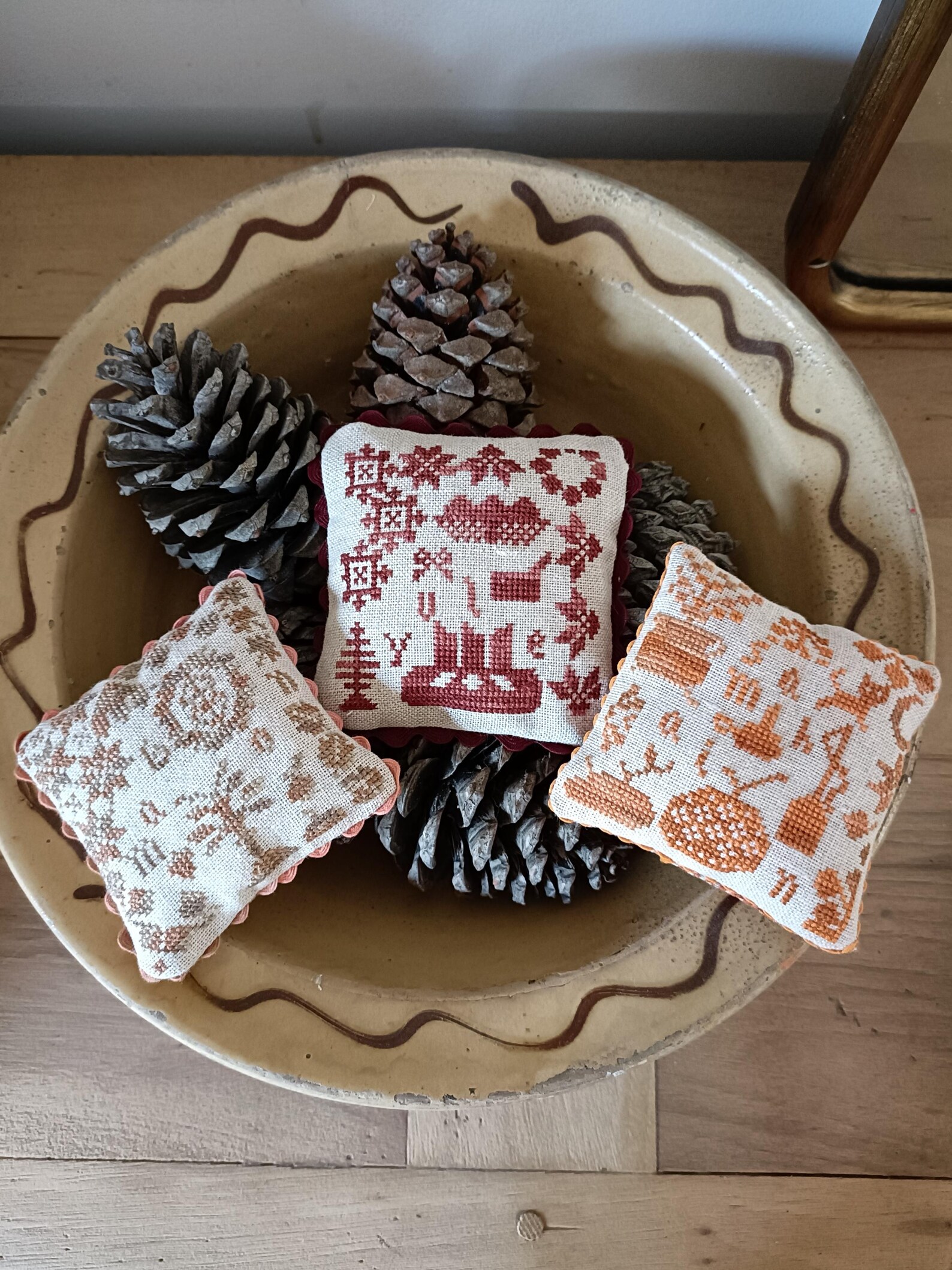 Autumn Quaker Cross Stitch -mabon - Samhain - Yule - PDF Par Coconvert ...