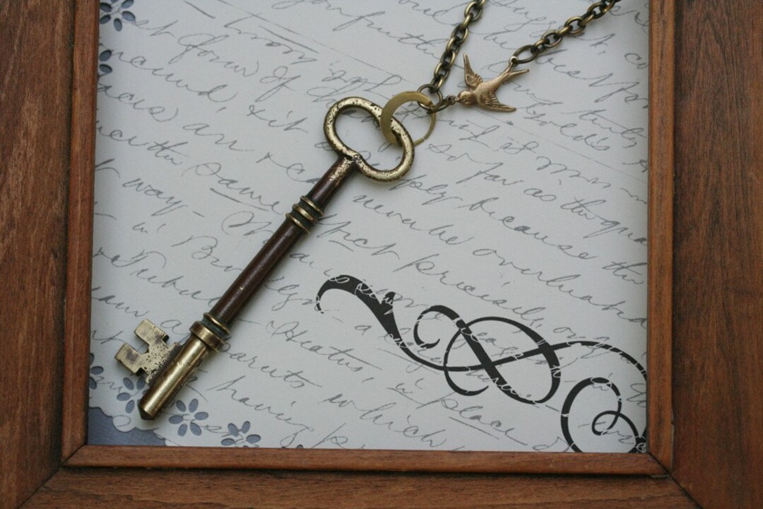 Skeleton Key Necklace Vintage Skeleton Key Pendant Large Antique ...