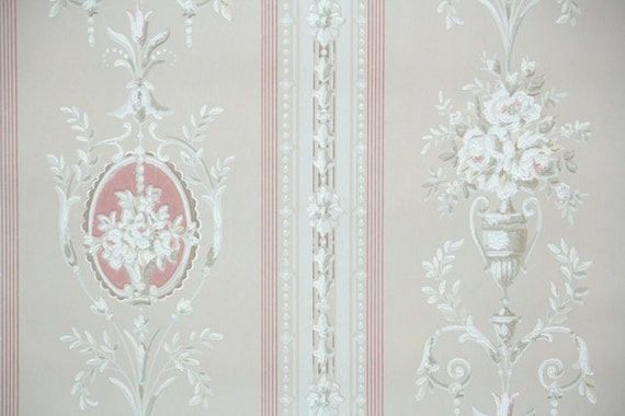 White Victorian Background