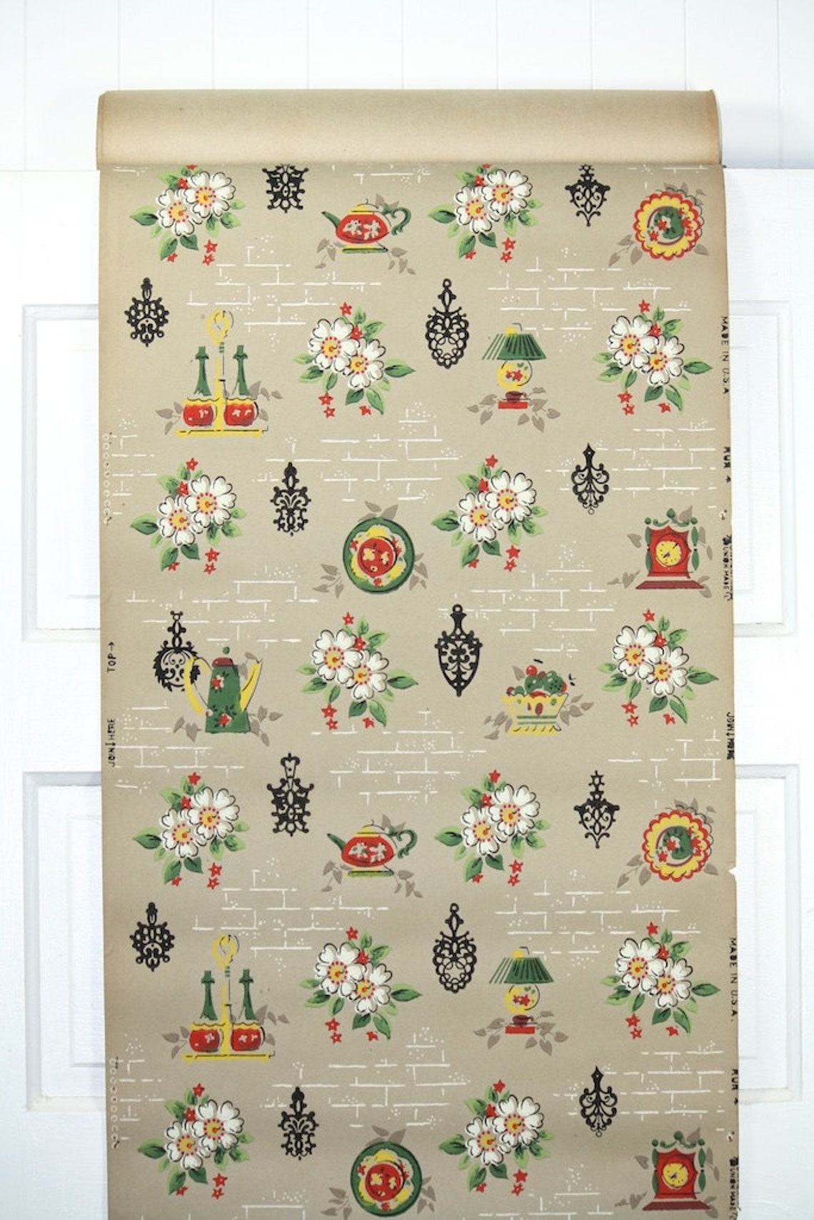1940s Vintage Wallpaper by the Yard - Vintage Kraft Paper With Kitsch ...