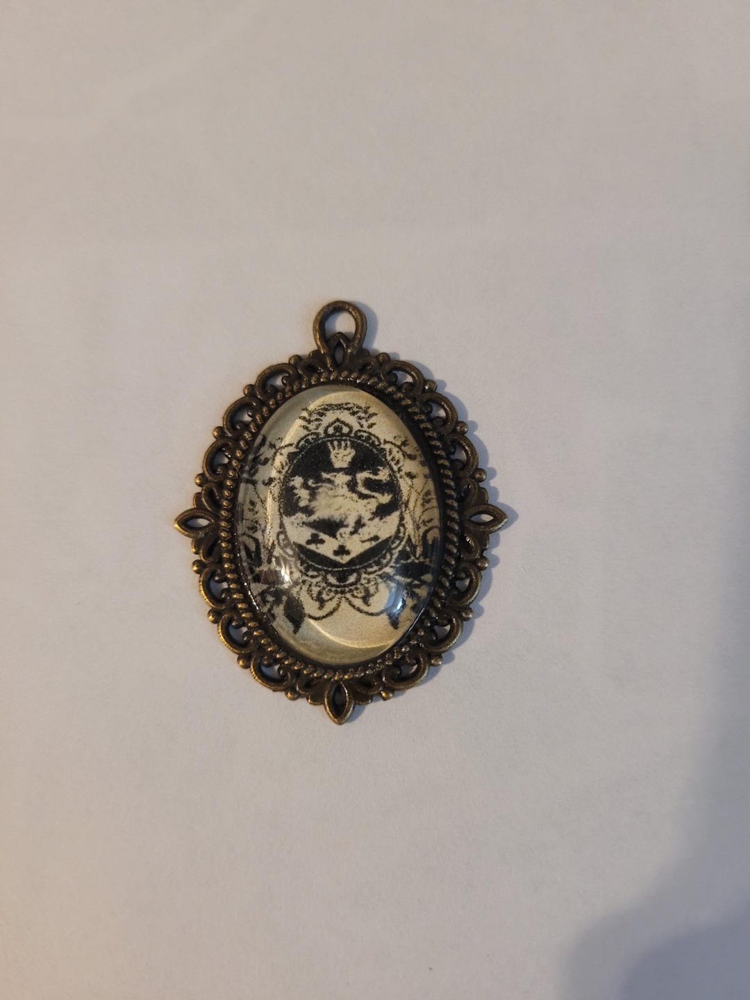 Twilight-cullen Crest Charm (handmade) - Etsy