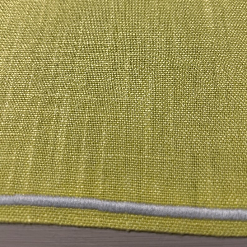 Small Chartreuse Tablecloth and Set of Four Matching Napkin Square ...