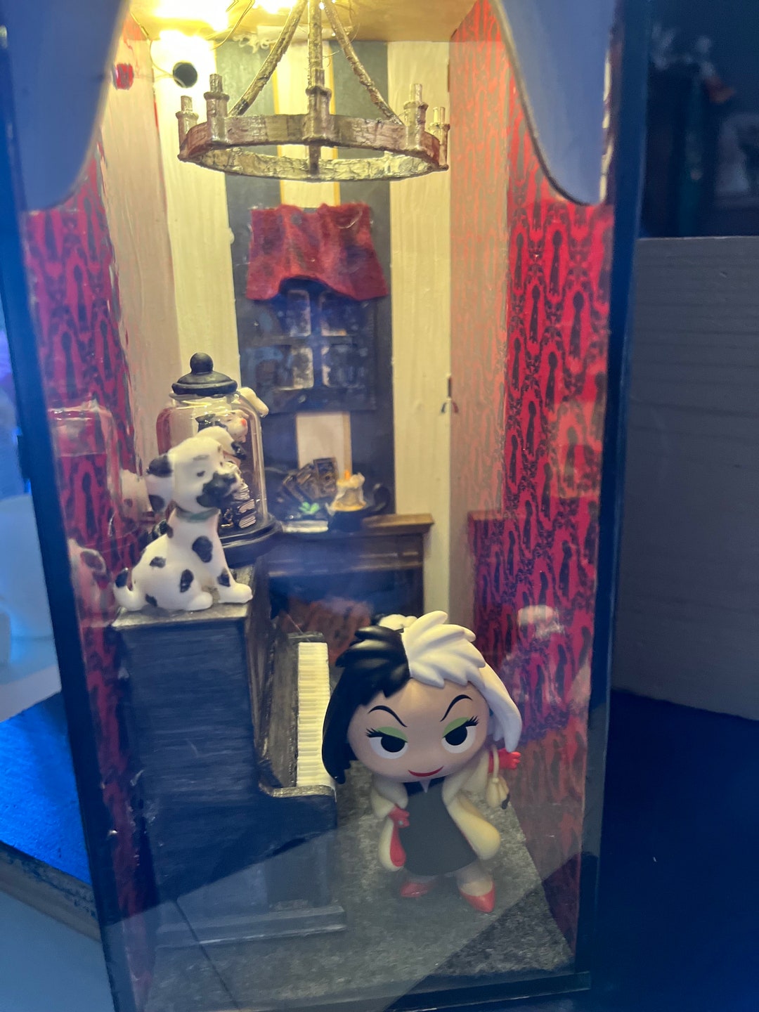 Cruella Deville Book Nook - Etsy