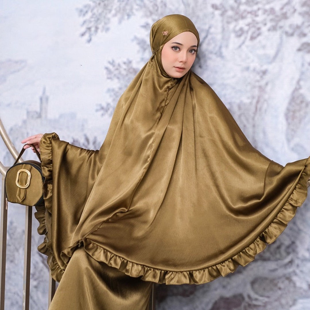 Elegance Muslim Prayer Dress One Set Silky Cradenza - Muslim Prayer ...