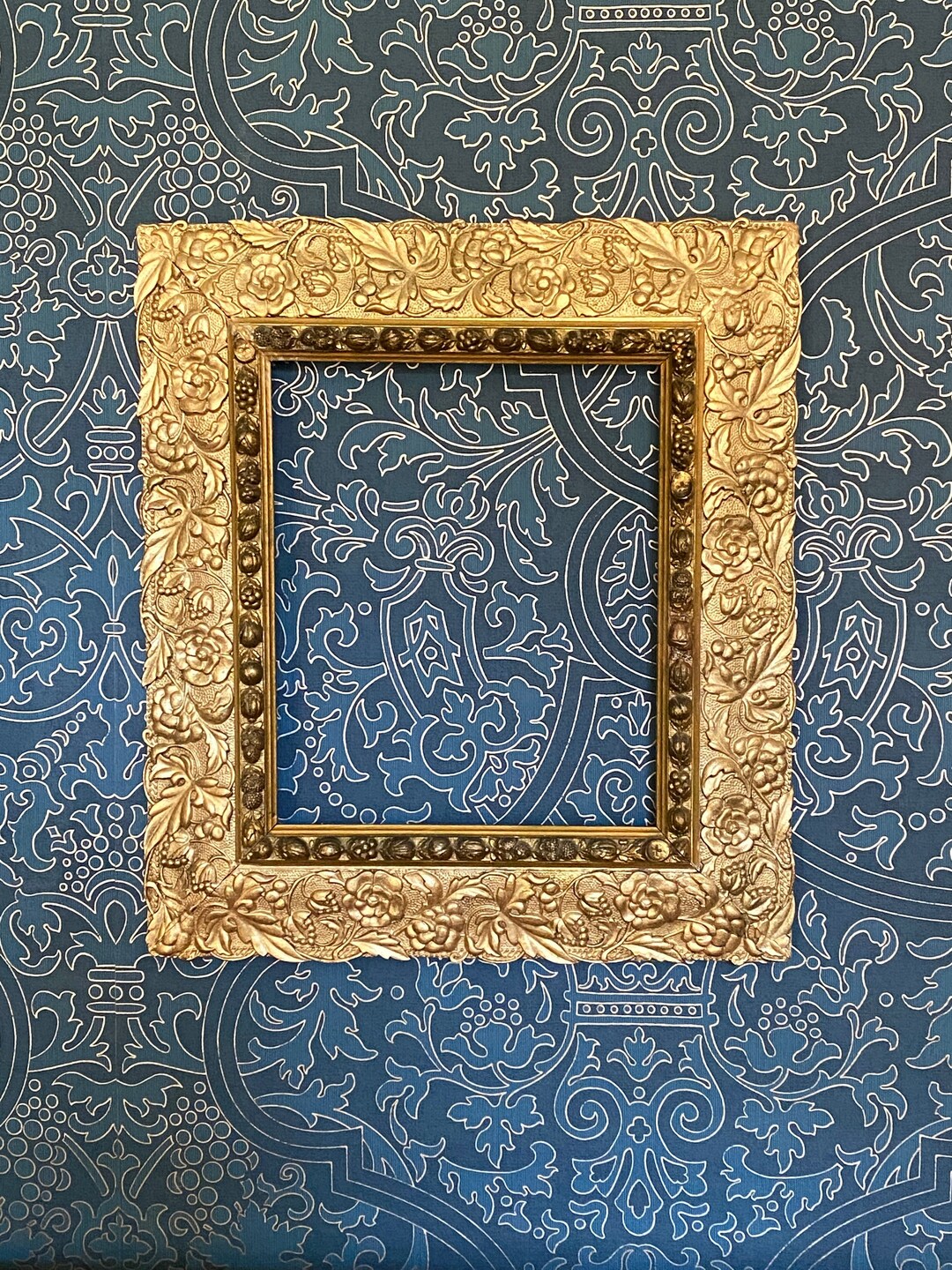 Antique Gesso Frame Wood Gilded 19th Century Picture Frame Portrait ...