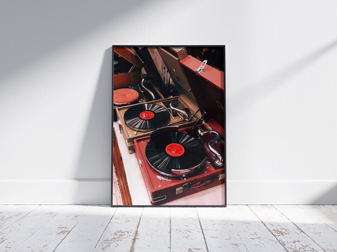 Vintage Record Player Print: Retro Music Room Wall Art - Etsy