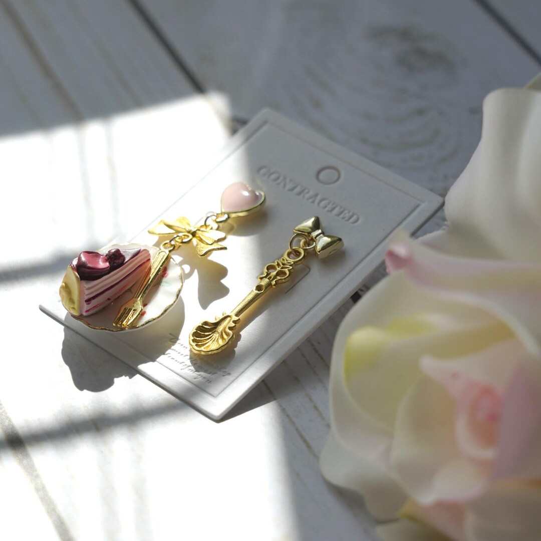 Raspberry Cake With Spoon Earrings | Tiramisu Cake With Teacup Earrings ...
