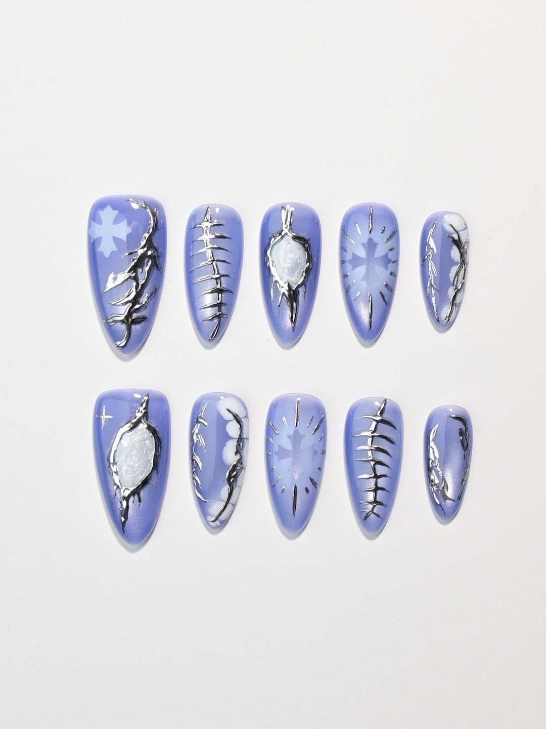 Uñas acrílicas góticas azules, uñas de gel con diseño de hueso plateado ...