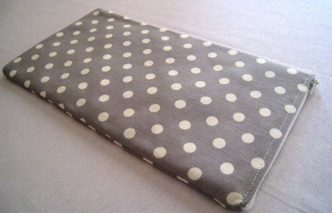 Polka Dot Apple Magic Keyboard Sleeve: Padded Zipper Case - Etsy