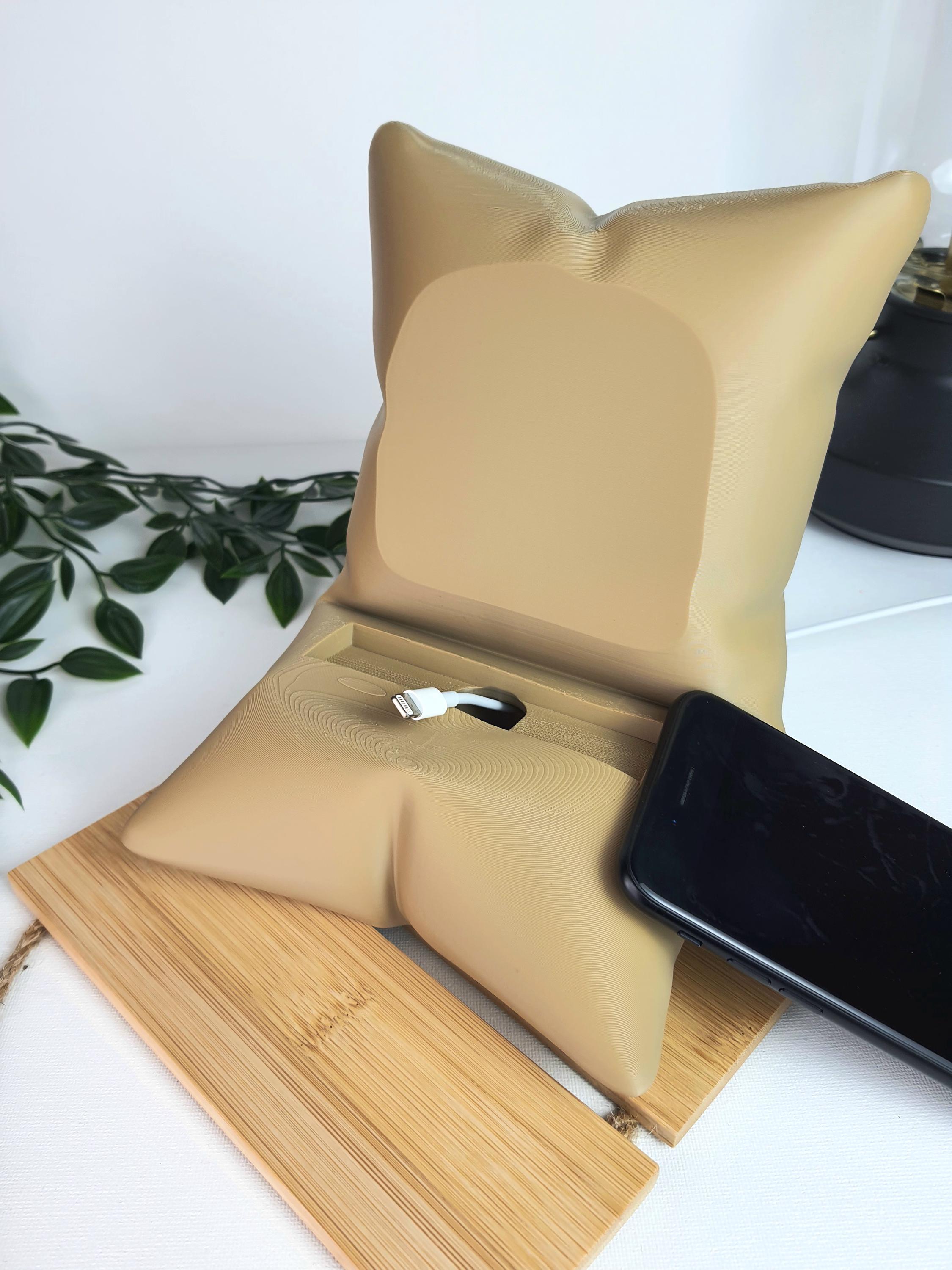 3D Printed Pillow Shaped Phone Holder, Soft Cushion Design Stand for ...
