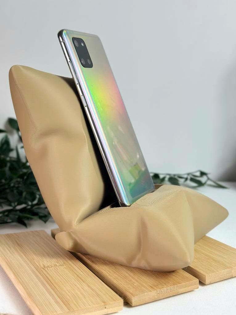 3D Printed Pillow Shaped Phone Holder, Soft Cushion Design Stand for ...