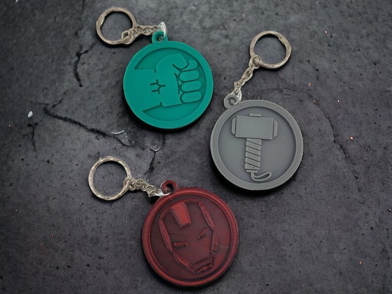 Marvel Legends Keychain 3D Printed Superhero Keychain Featuring Hulk ...