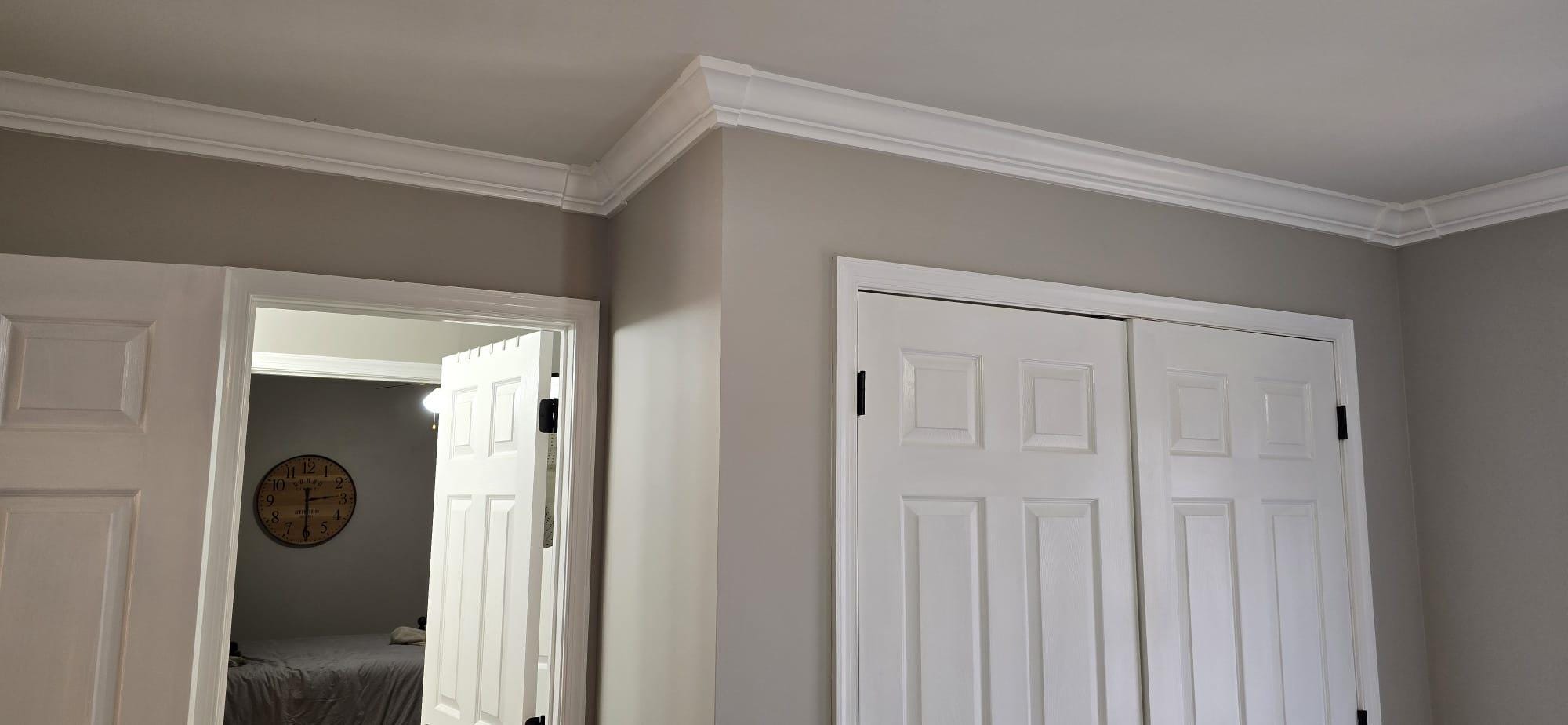 5 Deco Crown Molding Corner Blocks - Low Profile (package of 5) - Fits ...