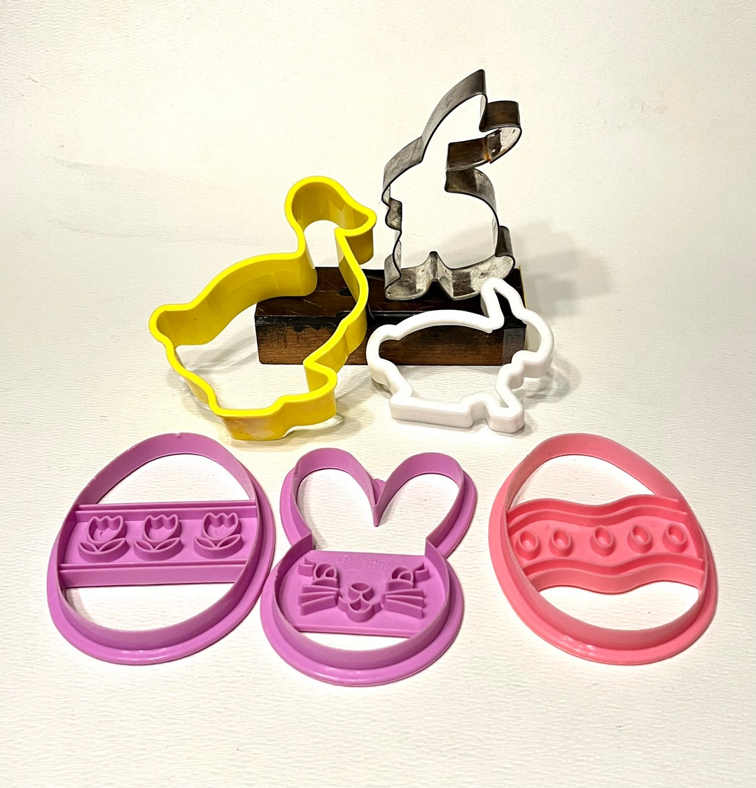 Wilton Easter Plastic Cookie Cutters. Bunny, Easter Egg, Rabbit, Duck ...