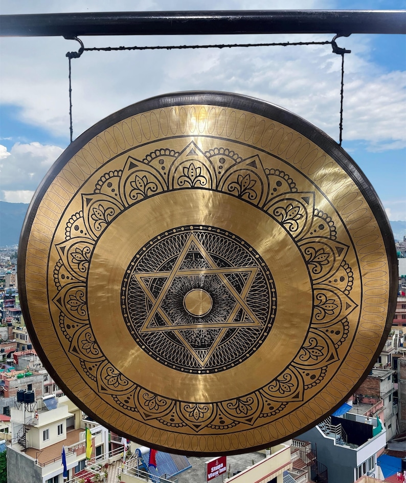Handmade Tibetan Gong, Deep Resonating Sound Healing, Meditation, Nepal ...
