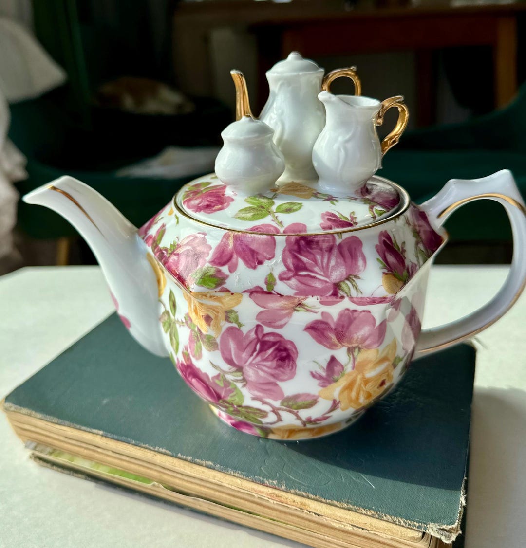 Old Country Roses Teapot With a Miniature Tea Set on Top.#48 - Etsy