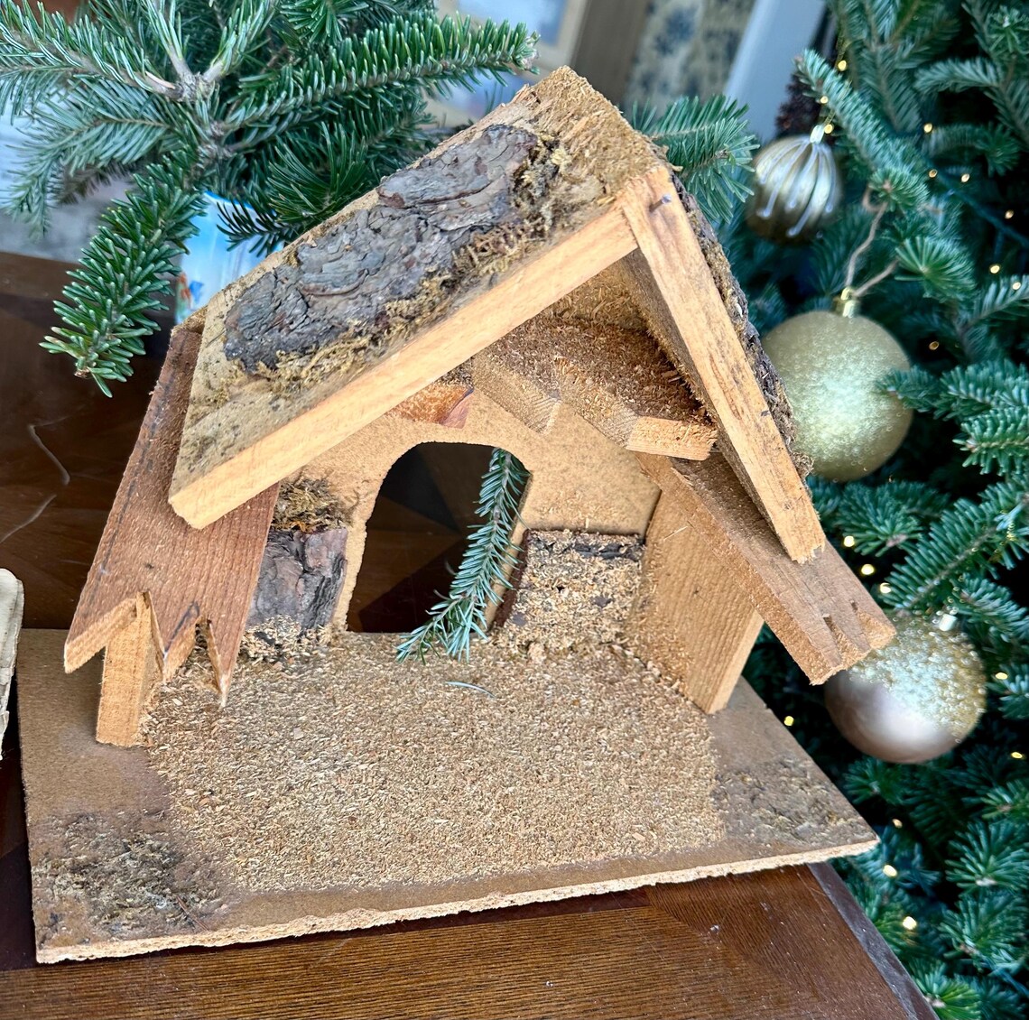 Vintage Fontanini by Roman Italian Stable With 8-piece Set Manger Scene ...