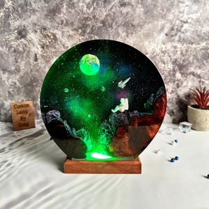 Galaxy Space Resin Lamp, Astronaut and Universal Resin Night Light ...
