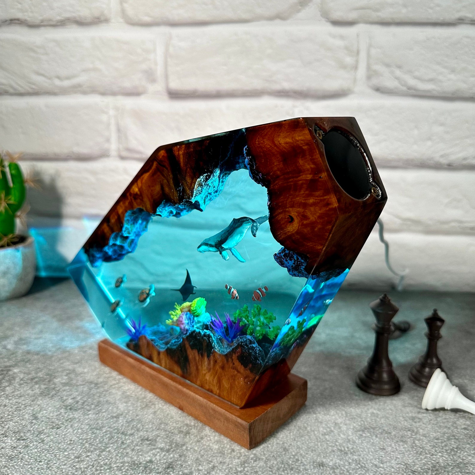 Giant Humpback Whale Resin Lamp, Turtles Resin Night Light, Table Set ...
